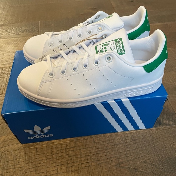 adidas | Shoes | Adidas Big Boy Stan Smith Shoes | Poshmark